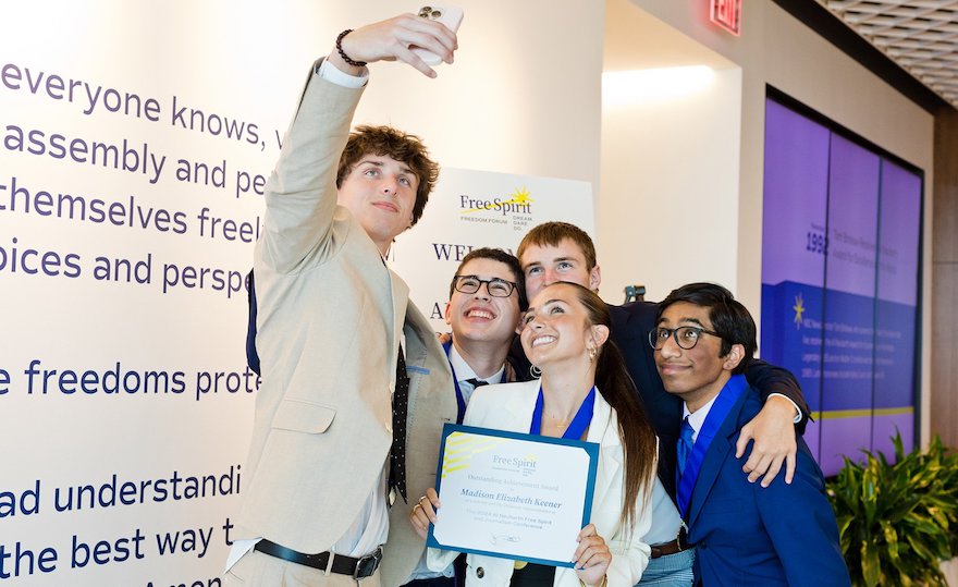 Free Five-Day Summer Journalism Program for One High School Junior From ...